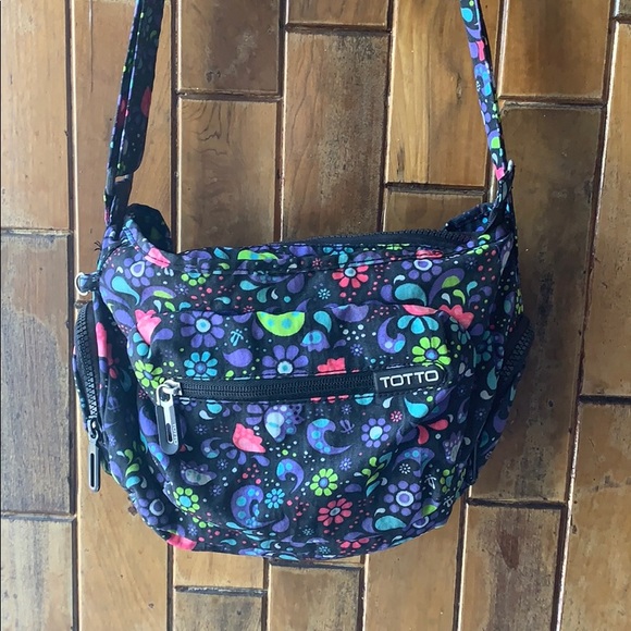 Totto | Accessories | Totto Crossbody Bag | Poshmark